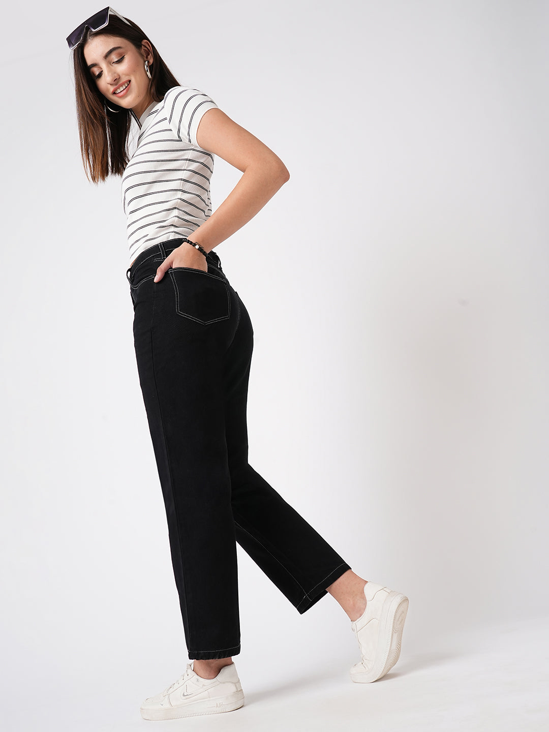 Buy Women High-Rise Relaxed Straight Fit Jeans | Kraus Jeans